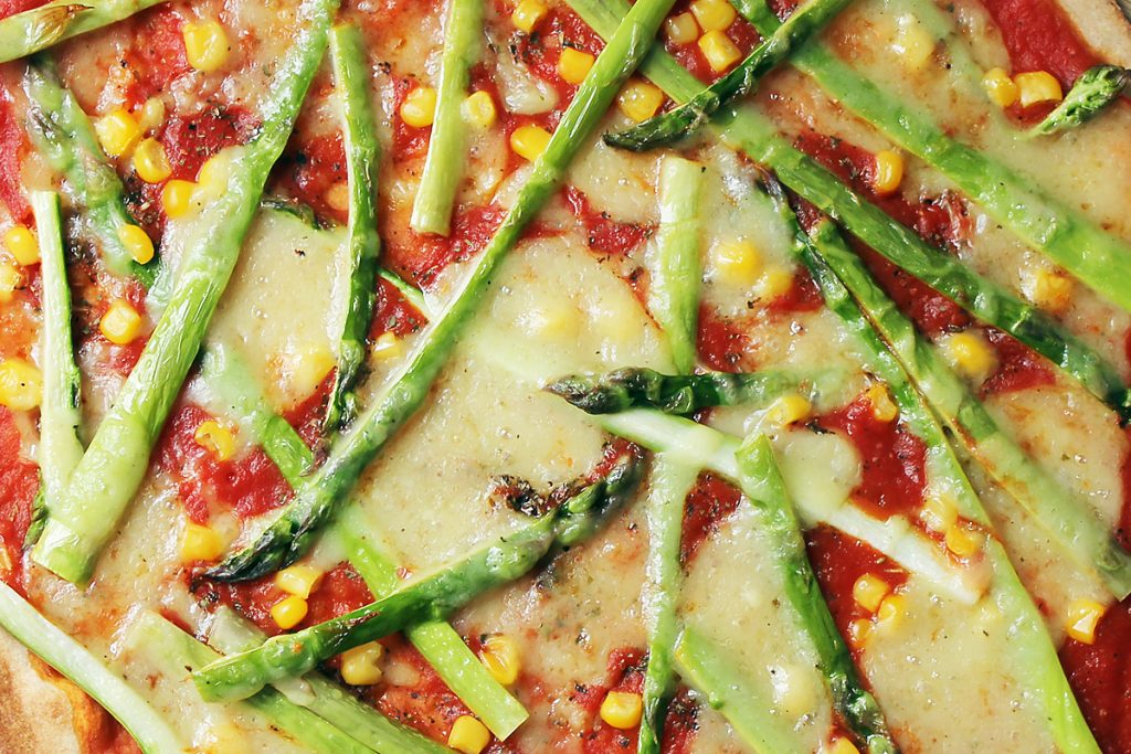 Gruner Spargel Auf Pizza Vorher Kochen
